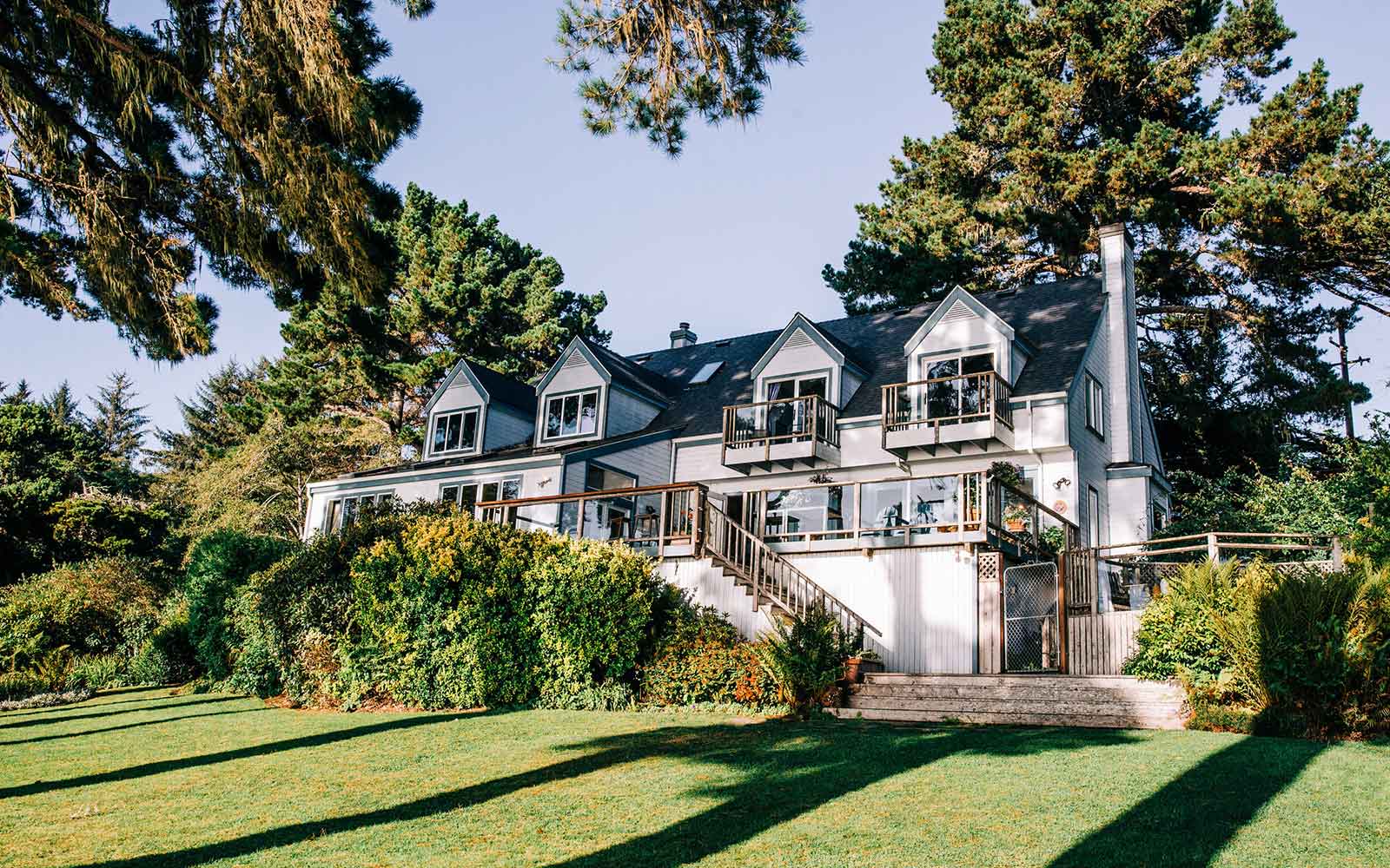 Guest Rooms | Lost Whale Inn